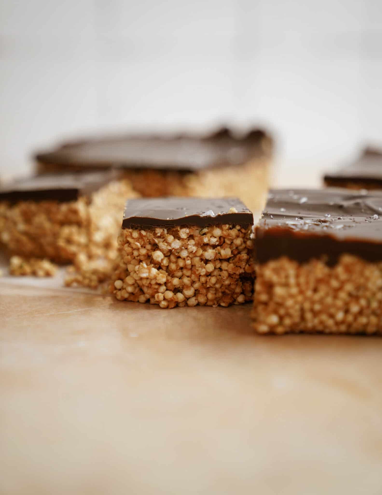 Puffed Quinoa Peanut Butter Chocolate Bars Recipe